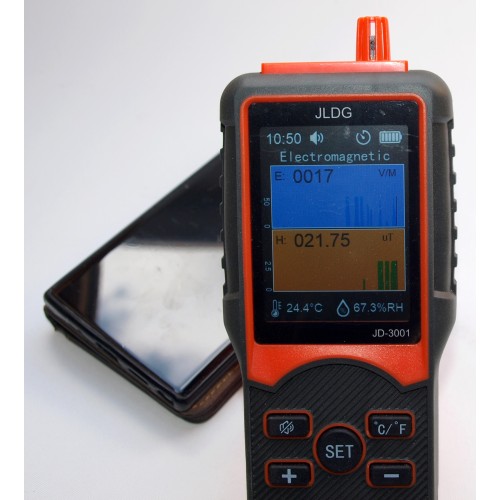 Combined Nuclear & electromagnetic RF Radiation Dosimeter ...
